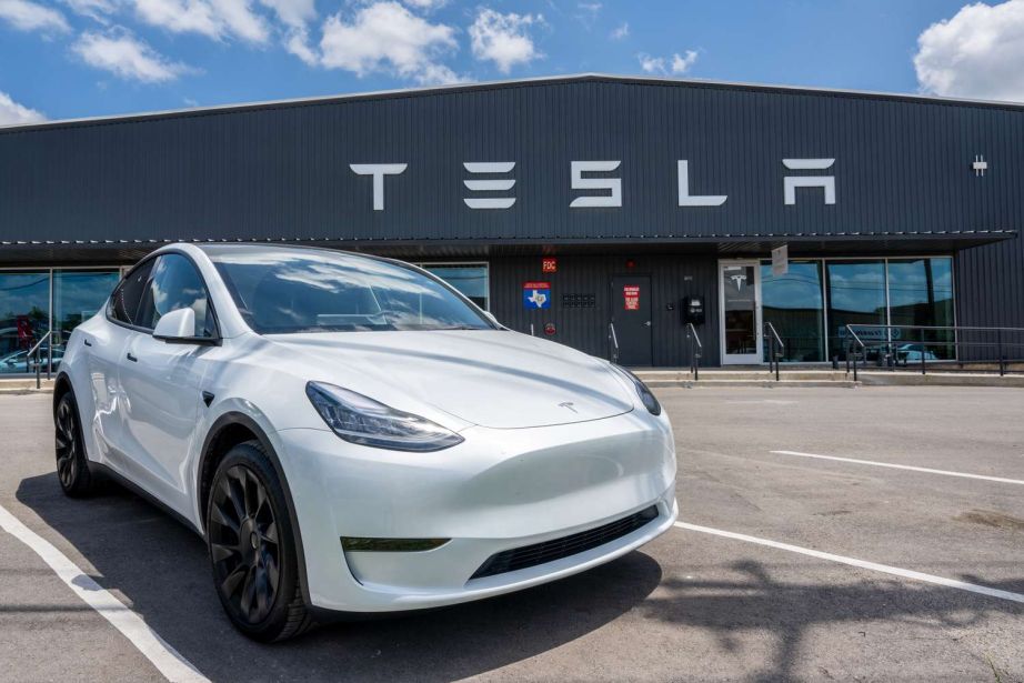 Tesla Faces Class Action Lawsuit Over Alleged Racial Discrimination At